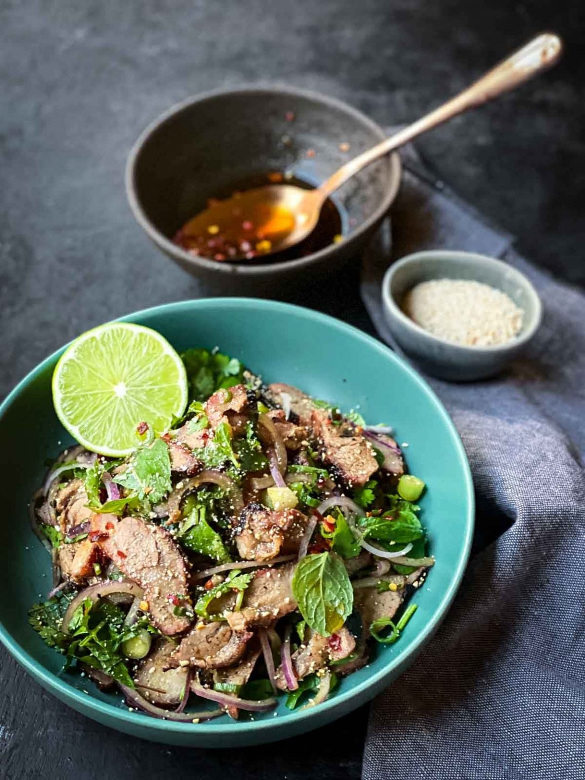 Thai Grilled Pork Salad (Moo Nam Tok) – Authentic Nam Tok Recipe with ...